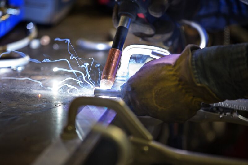 What Welder Do You Need? Buyer’s Guide and Our Picks - American Rotary